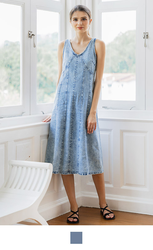 The Stage Walk - Singapore Online Fashion Destination