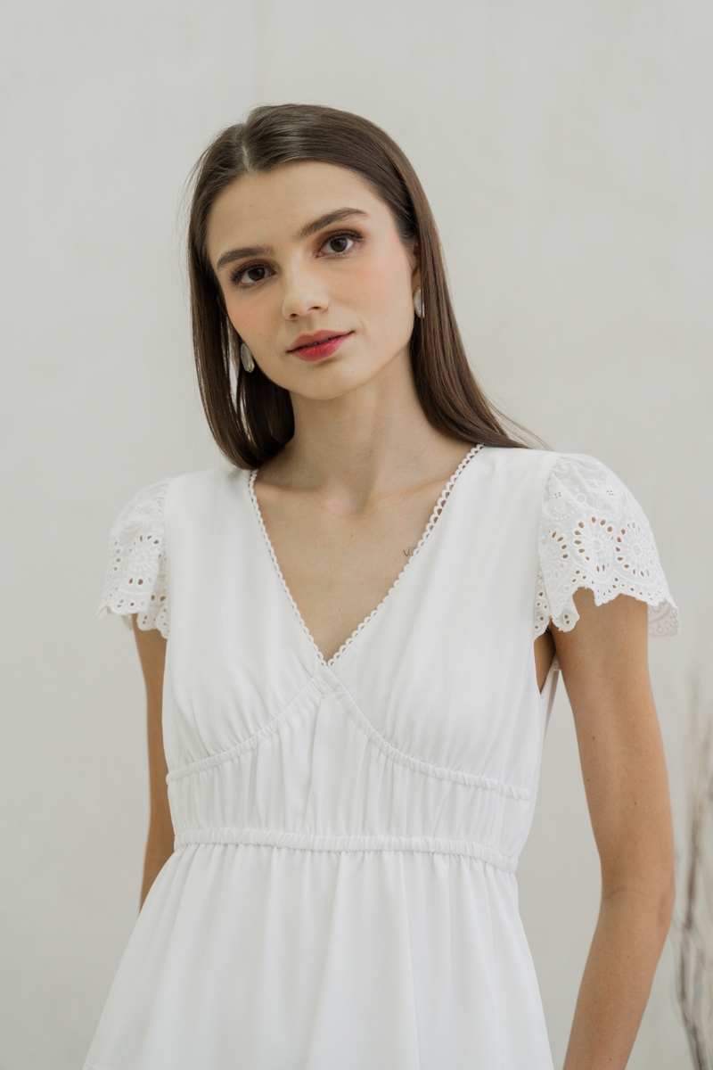 Marina Eyelet Sleeve Tiered Maxi Dress In White