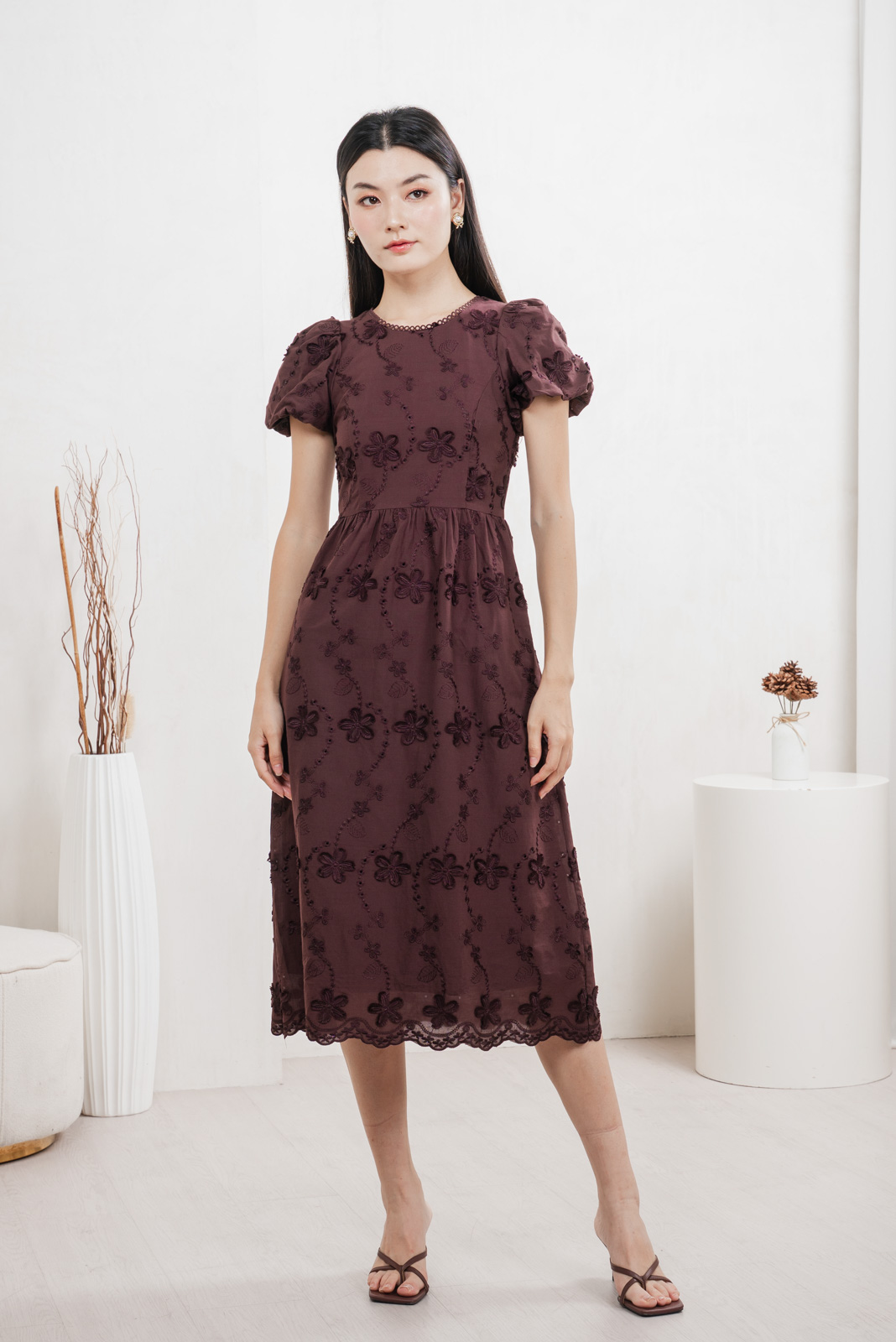 Mira Embroidery Midi Dress In Burgundy