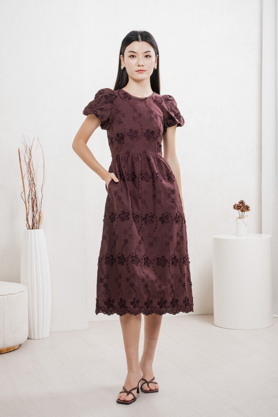 Mira Embroidery Midi Dress In Burgundy