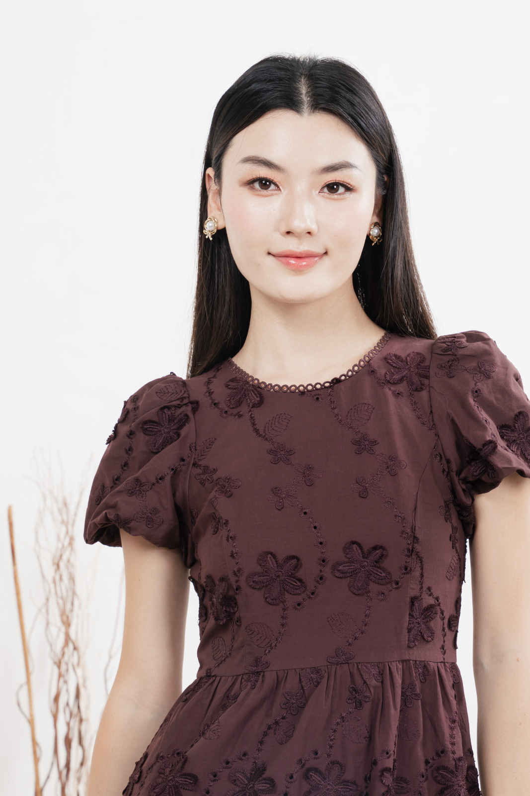 Mira Embroidery Midi Dress In Burgundy