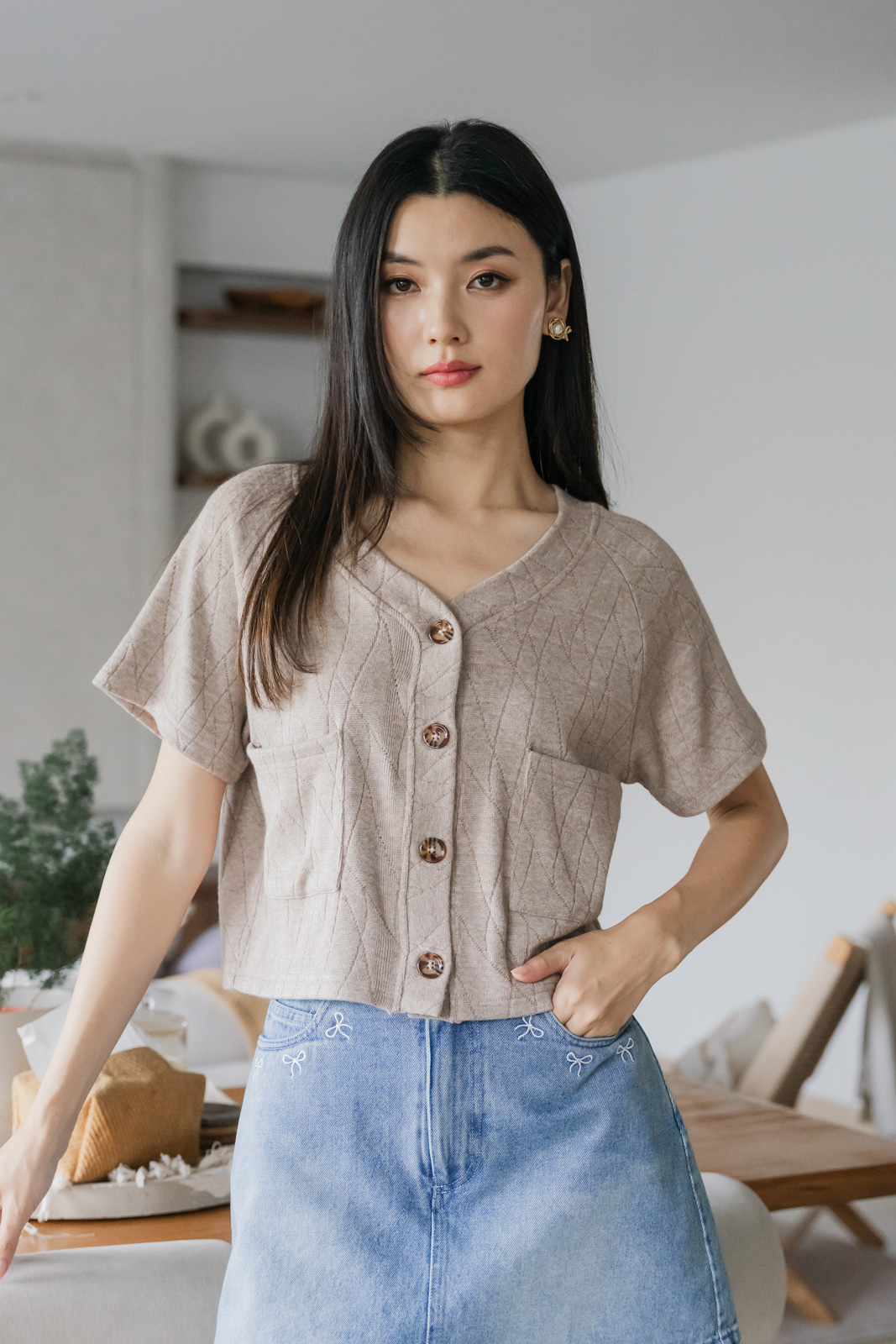 Madeline Buttons Pocket Knit Top In Khaki