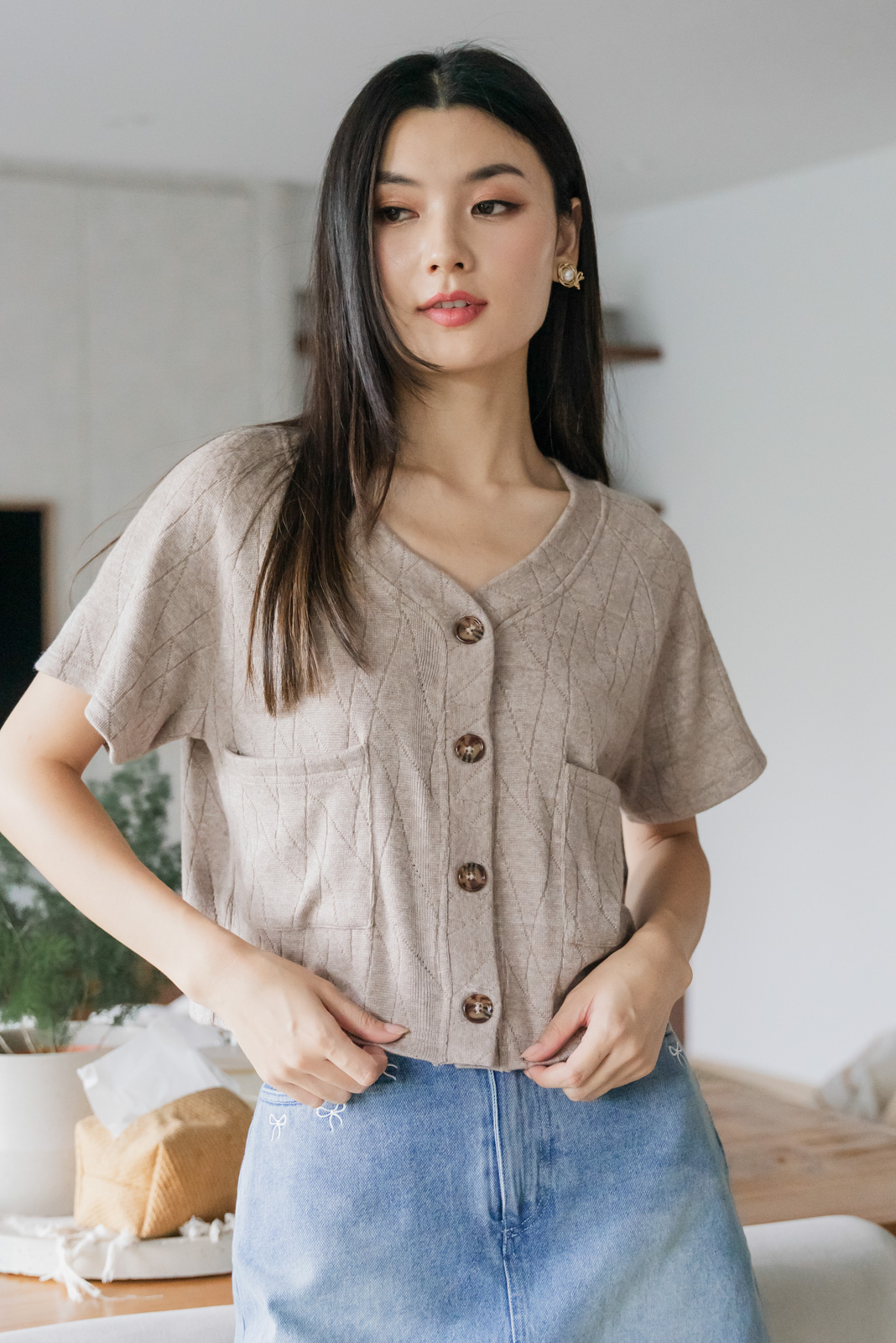 Madeline Buttons Pocket Knit Top In Khaki