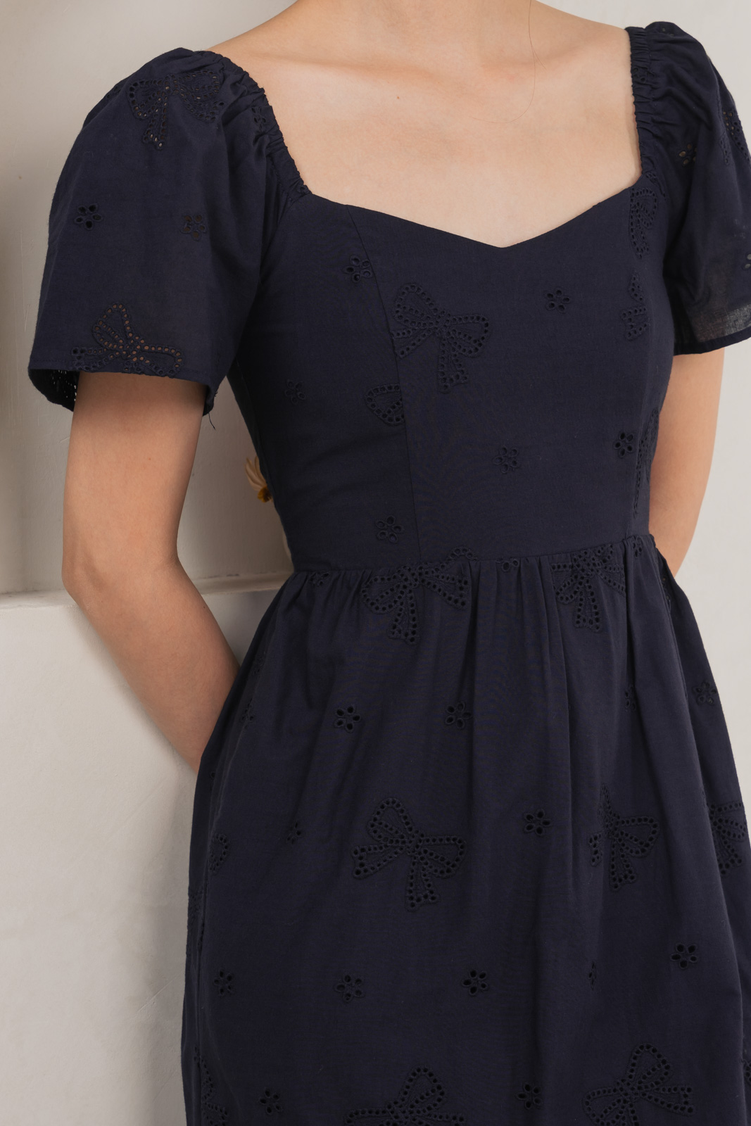 Brinia Ribbon Eyelet Sweetheart Midi Dress In Navy